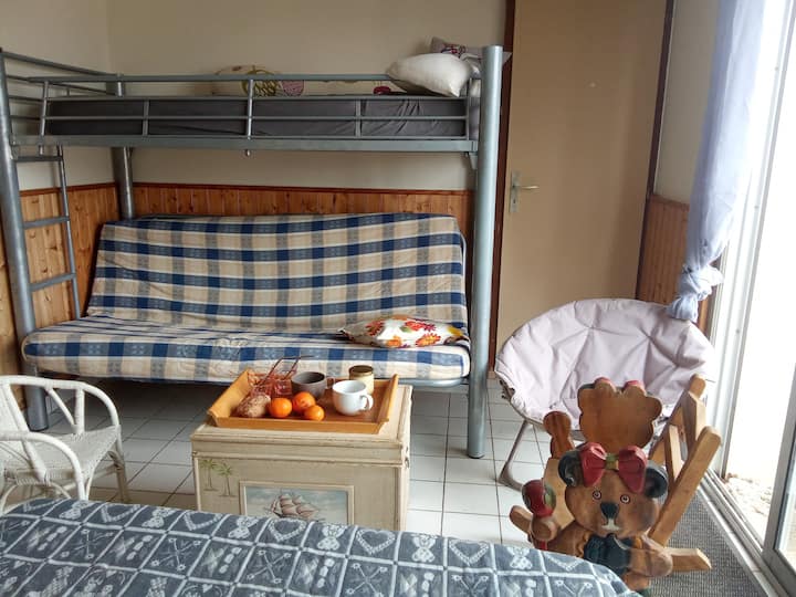 Chambre Sdb Privée 5 Personnes - Les Herbiers