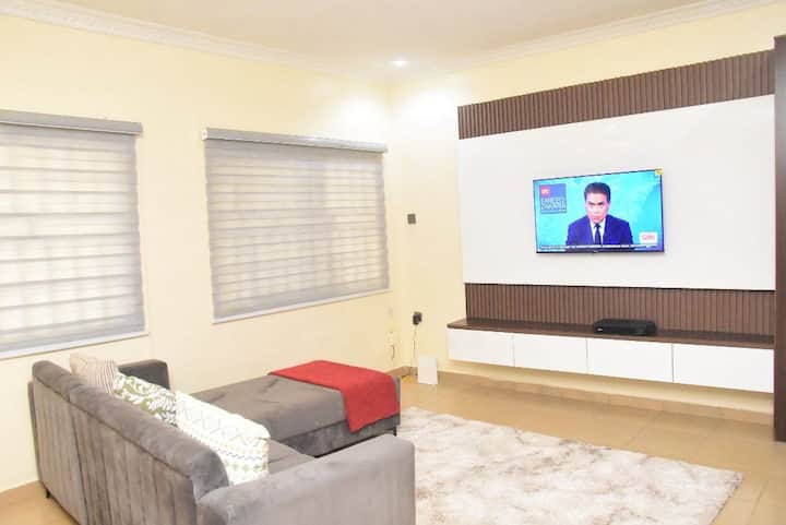 2 Br Luxury House (Private Compound In An Estate) - Abuja