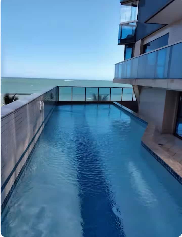 Apto Em Vila Velha De Frente à Praia De Itapoã - Vila Velha