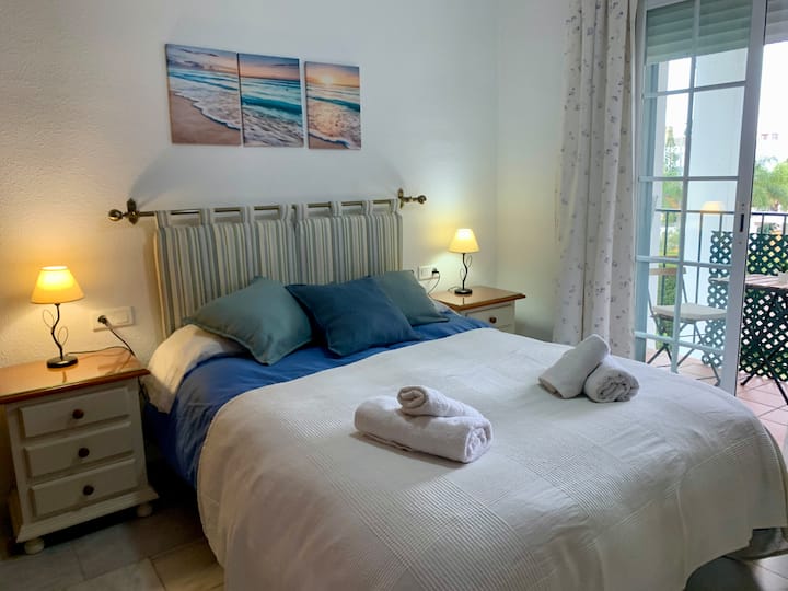 Apartamento En La Carihuela Cerca Playa - Torremolinos