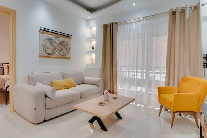 Stefanos 2 Bd Flat Next To Acropolis. - Athens