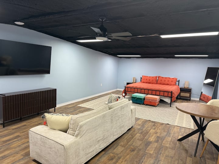 Van Zandt Suite #2 - Midland, TX