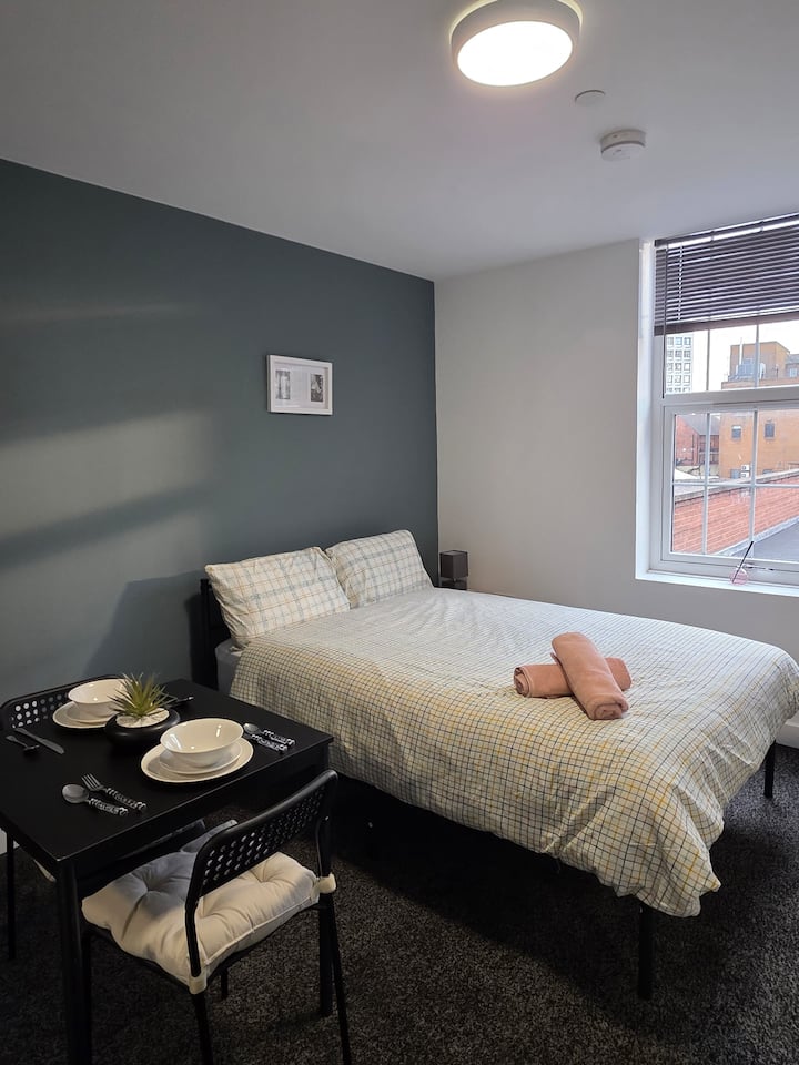 Cosy 1-bed Studio City Centre - 울버햄프턴