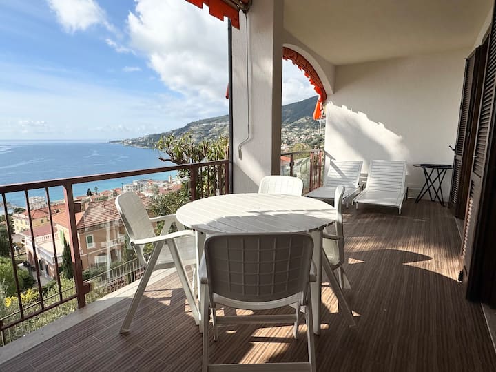 Pool And Tennis Court Apartment - Ospedaletti