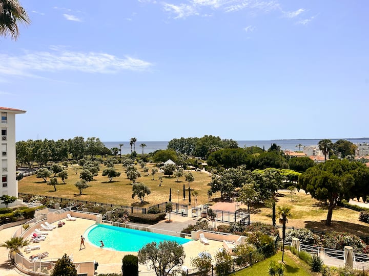 T2 Cosy Avec Terrasse, Piscine&parking–bord De Mer - Juan-les-Pins