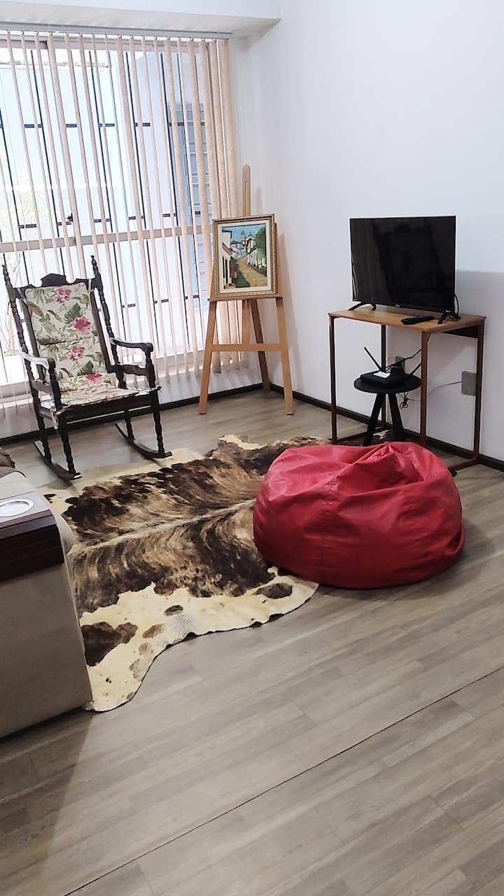 Apartamento Confortável E Bem Localizado - Santa Maria