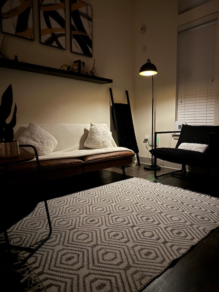 Cozy 1bedroom Apt W/patio On Main St. 1st Floor! - Frisco, TX