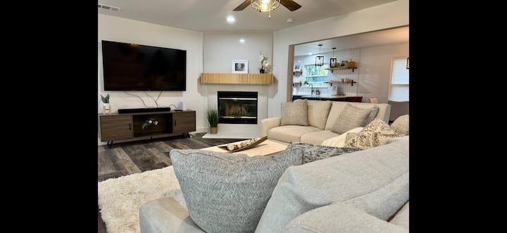 Pets Ok| Central | Spacious - Richardson, TX