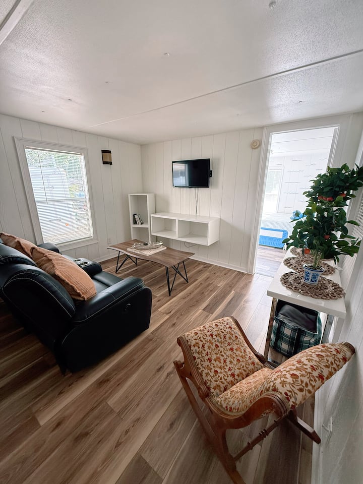 Maison 10 Minute De Daytona - Port Orange, FL