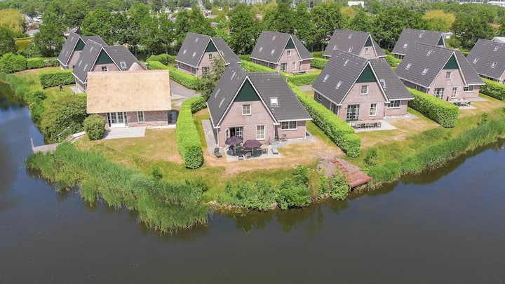 Beachvilla Royaal Met Sauna - 10 Personen - Makkum