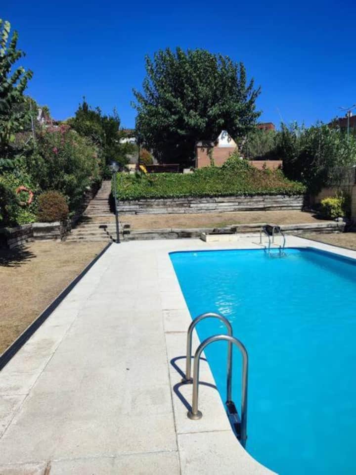 Dúplex Con Piscina En Rubí - Rubí