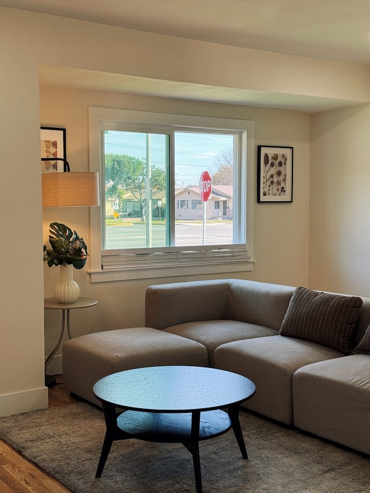 Cozy Room B In S Central La - Compton, CA