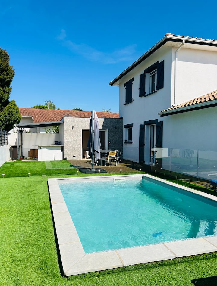 Bayonne, Villa Avec Piscine - Bayona, Francia