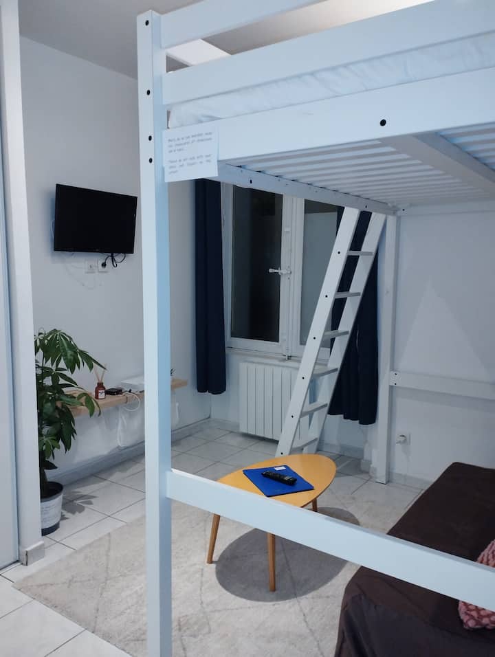 "Le Grange Blanche" : Studio Cocooning 2 Personnes - Saint-Fons