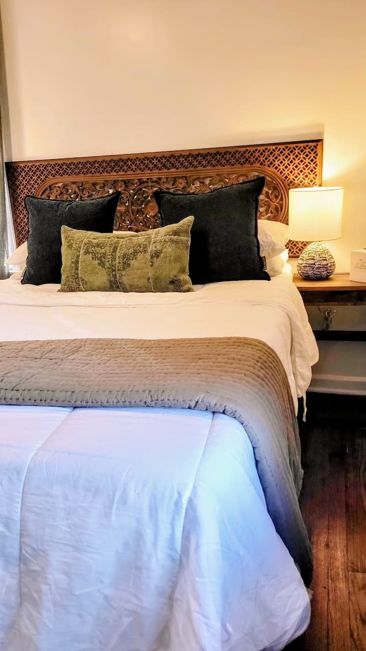 Cozy Carriage Hideaway - Atlanta, GA