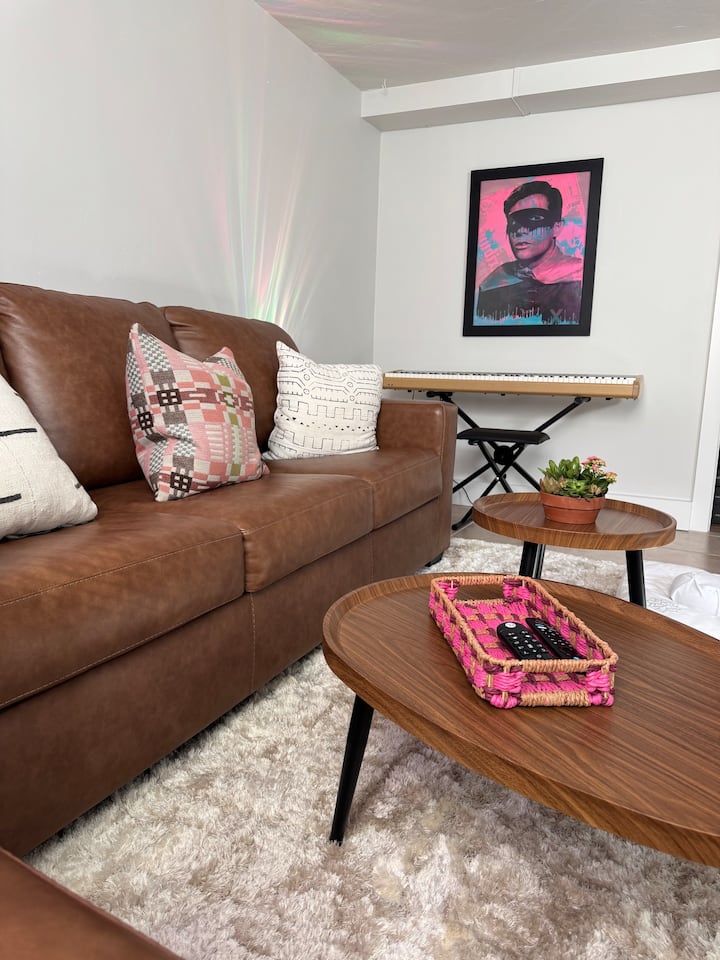 Super Clean & Comfortable 2br In Slc's Yalecrest - Salt Lake City, UT
