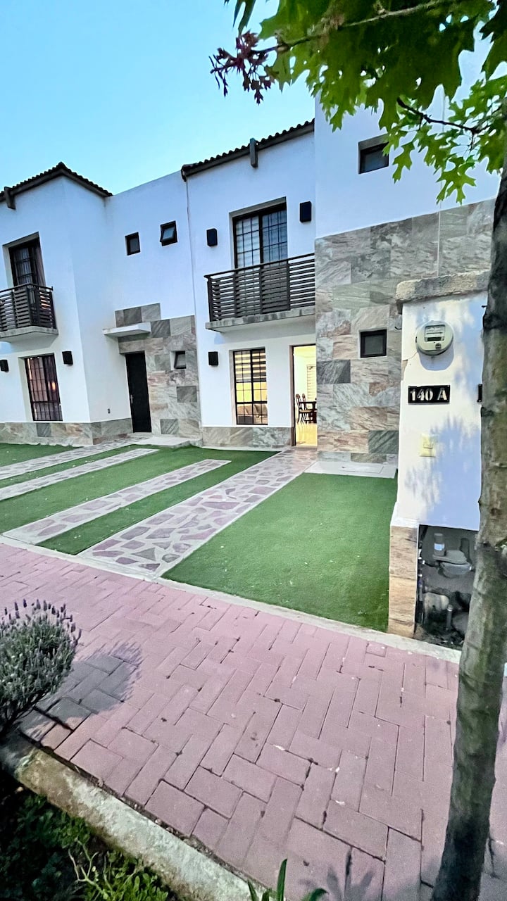Casa Del Bosque Dorado - León
