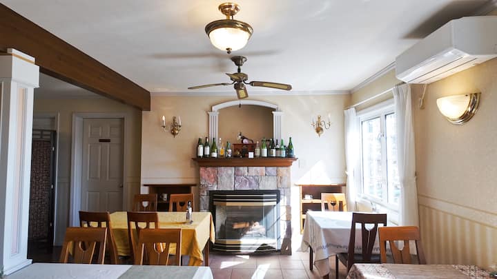 海景双人房，免费预约私人温泉，距公交站步行10分钟，距电车站步行20分钟，车程10分钟至海岸和大室山 - Kawana