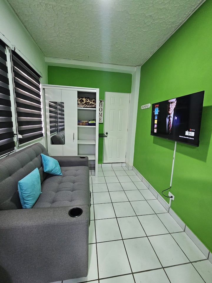 Centric Apt Wifi+ac+tv At San Salvador - San Salvador