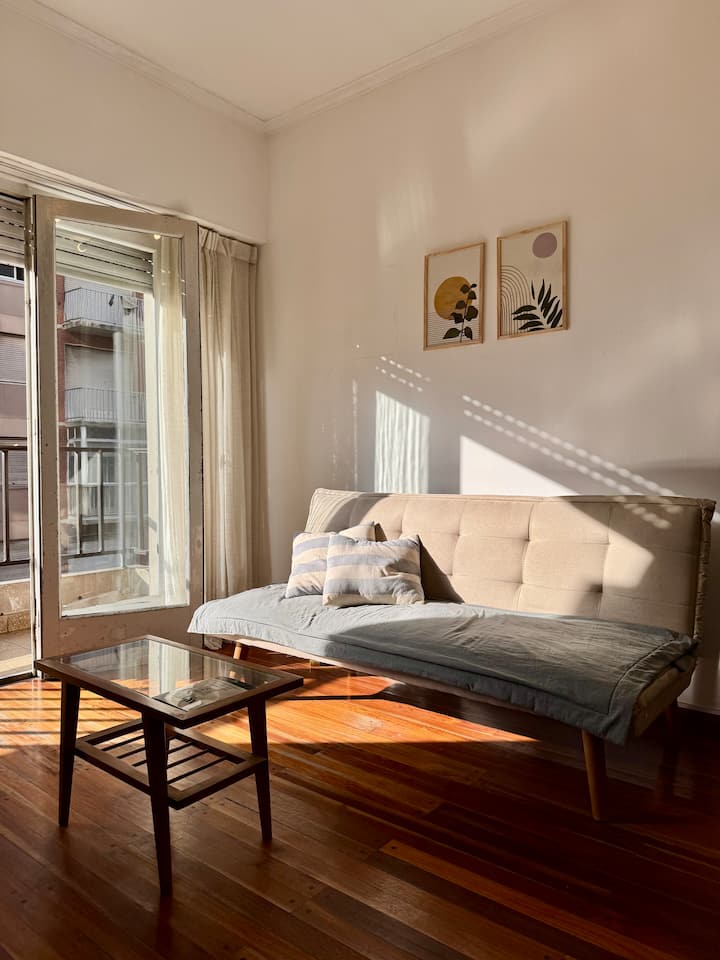 Hosty Colón - Argentinien