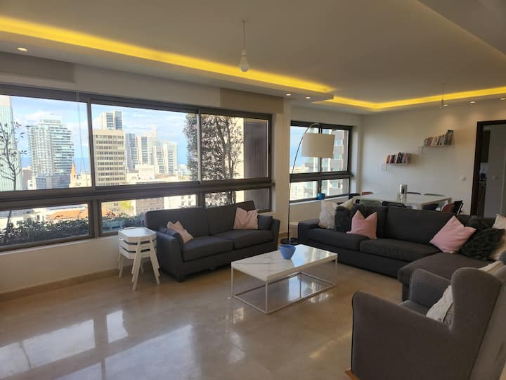 Cozy, Modern 2br With Sea Views, 24/7 Electricity - Beirut