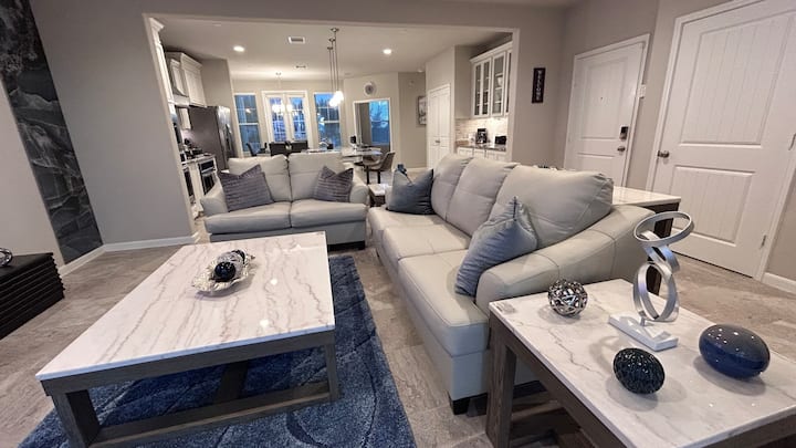 Elegant Brand New Townhouse ! 2 Master Bedrooms ! - Seabrook, TX