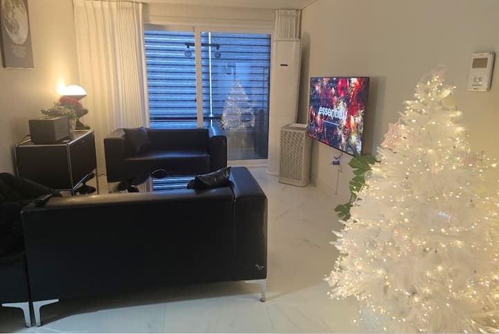 크리스마스/침대4룸3/apec/건식사우나/황리단길/황남빵/에어랩/호텔침구/동궁과월지 - Gyeongju-si