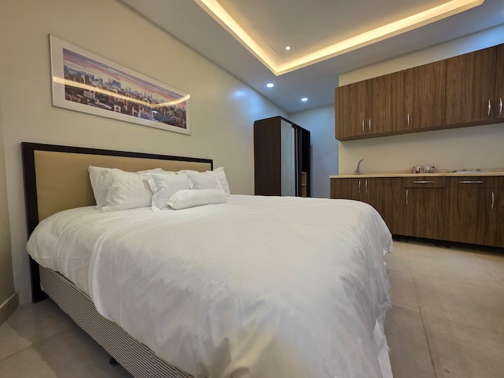 King Room 211 - Noor Ul Madina Hotel - Medina