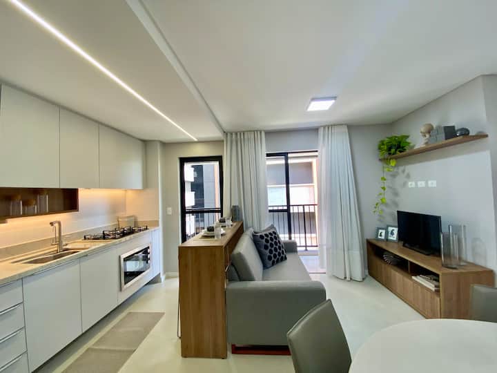 Apartamento Inteiro No ÁGua Verde - Curitiba