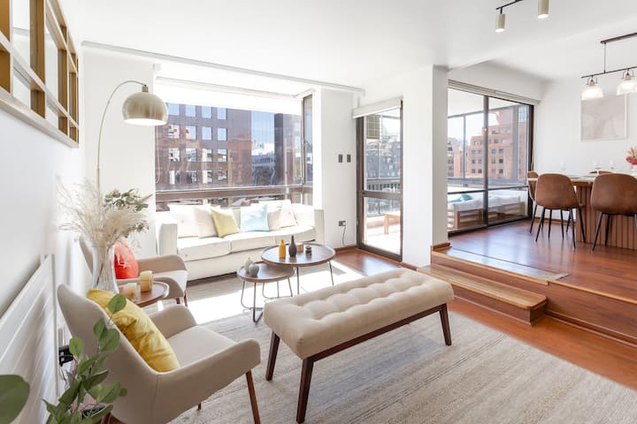 Amplio Dpto. • Costanera Center • Mut • Las Condes -