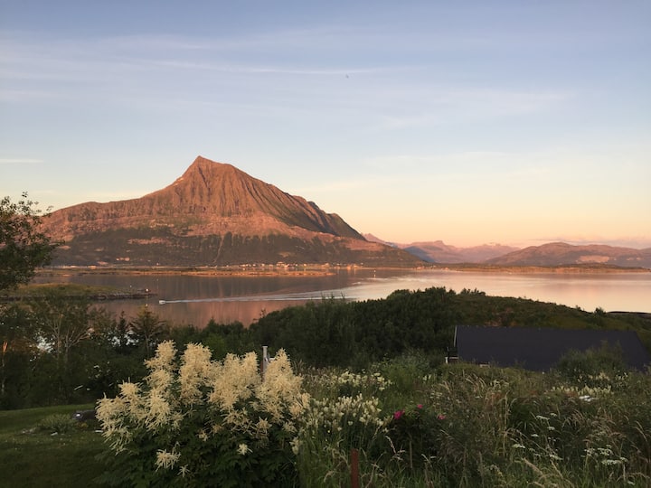 Hytte Med Panoramautsikt På Sør-arnøy - Gildeskål