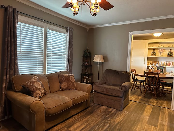Cozy Cottage - Wichita Falls, TX