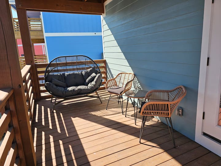 (A) #1 Tank's Island Escape - Port Aransas, TX