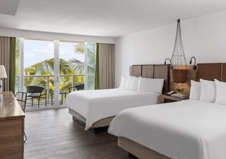 Fun And Exciting 1br! Outdoor Swimming Pool - Islamorada, FL