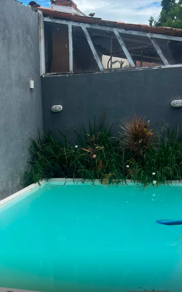Casa Piscina Piratininga Próximo à Lagoinha - Niterói