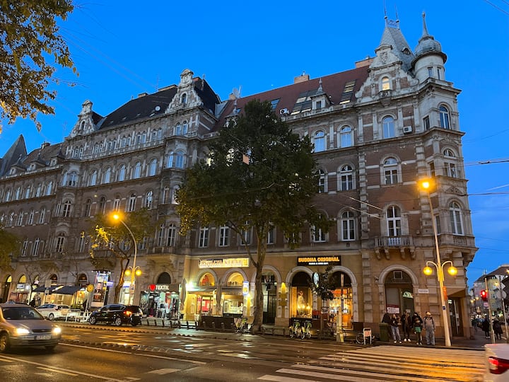 Kiraly-terez Romantic Loft - Budapest