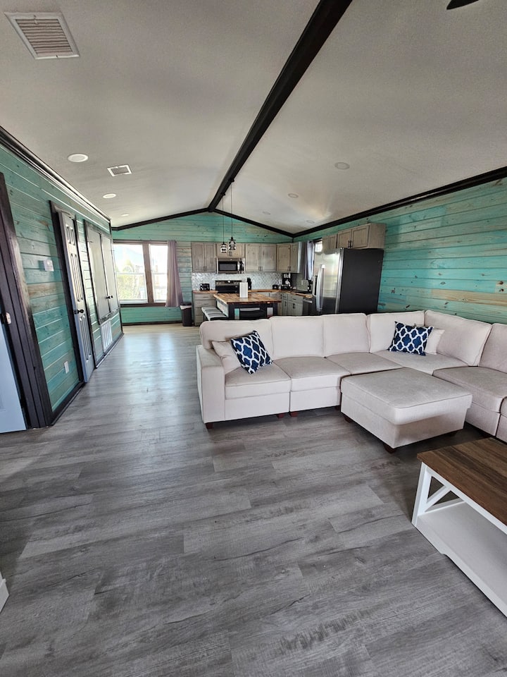 Bjorn's Bungalow - Port Aransas, TX