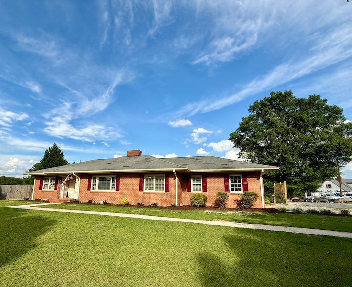 Rustic Charm In Country Setting - Raven Rock State Park, Lillington