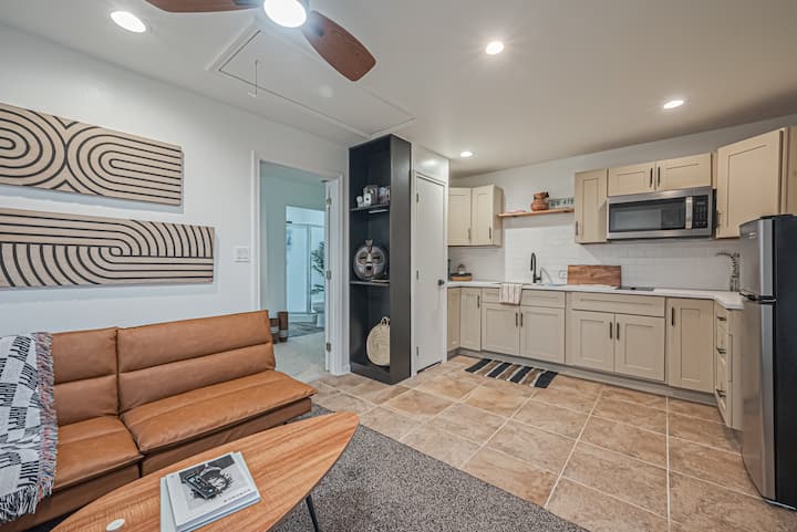 Charming Guesthouse In Eastwood (The Sage Haus) - South Park - Houston