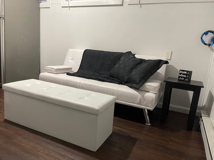 Modern Apt Near Airport And Downtown - Allentown, PA