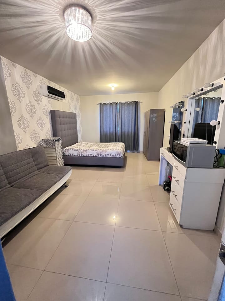 Recámara En Tercer Piso Con Terraza - Ciudad Apodaca
