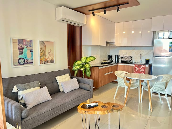 Departamento Acogedor, Smarttv, Piscina, A/c, Wifi - Bolivie