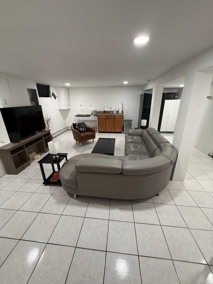 Comfortable Private Apartment - Englewood, NJ
