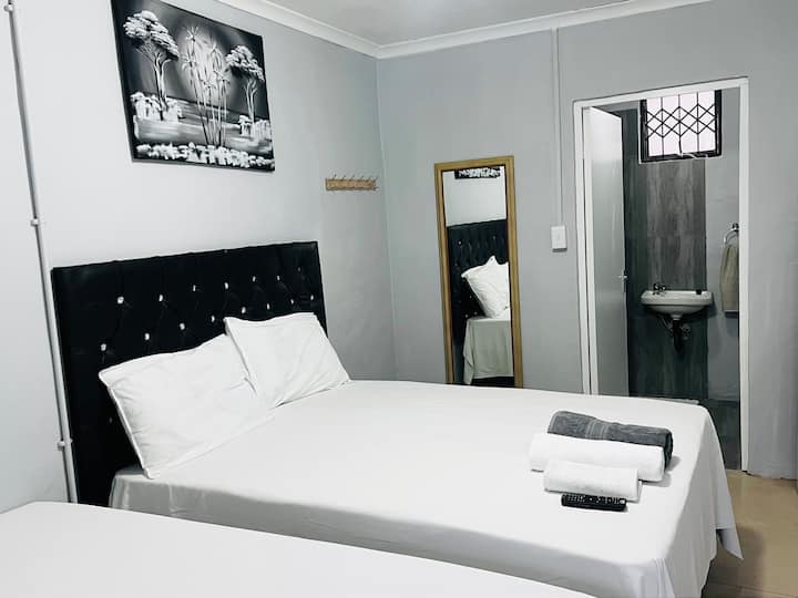 Room7 - Durban