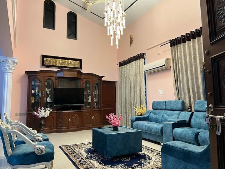 Filmnagar Independent Big House - Hyderabad