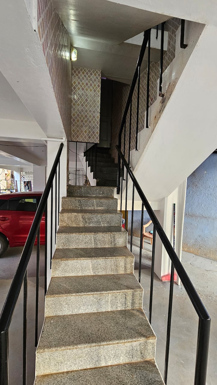 3 Private Rooms With Attach Bathrooms Near Ss Mall - Davangere