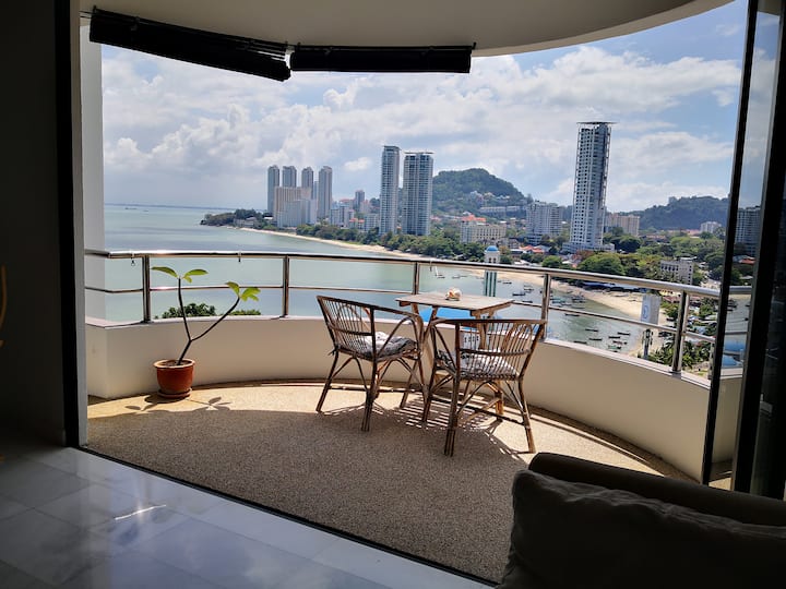 Traumhafte 121 Qm Wohnung, Ab 6 Monaten - Penang