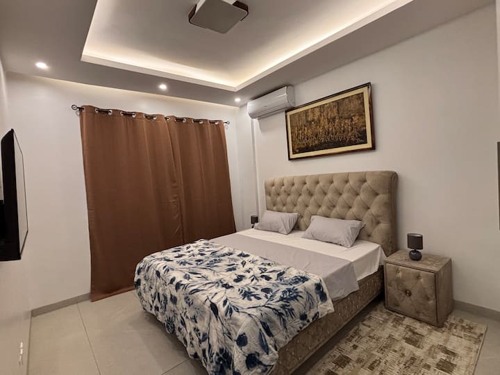 Classe, Propre, éQuipé Complet - Dakar