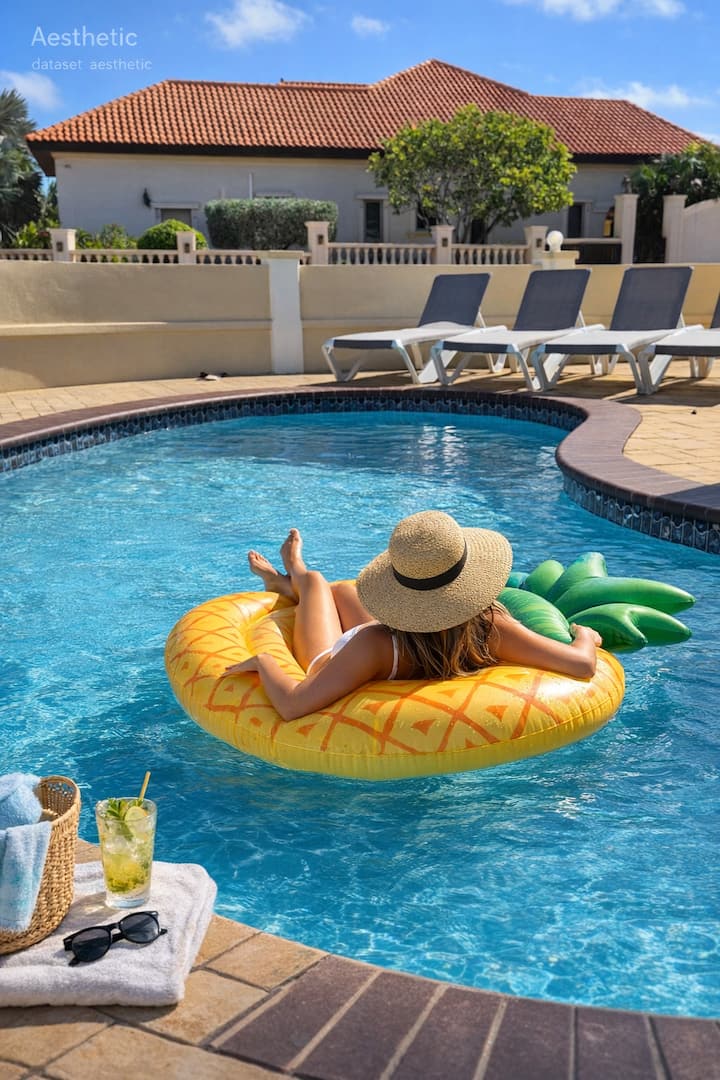 2br Near Palm Beach | Pool, Patio & Beach Gear - Aruba