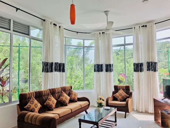 Kandy Rainbow Villa - Kandy